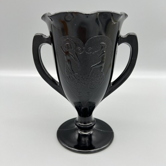 L.E. Smith | Accents | Vtg Le Smith Black Amethyst Trophy Vase Loving ...